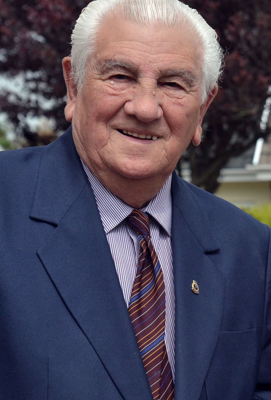 Obituary: Mr Frank Harries, BEM, Pembroke Dock | tenby-today.co.uk