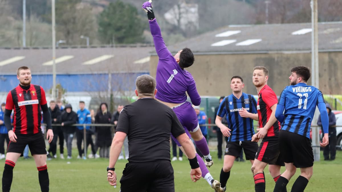 Goodwick firm favourite to win the title after beating rivals Hakin ...