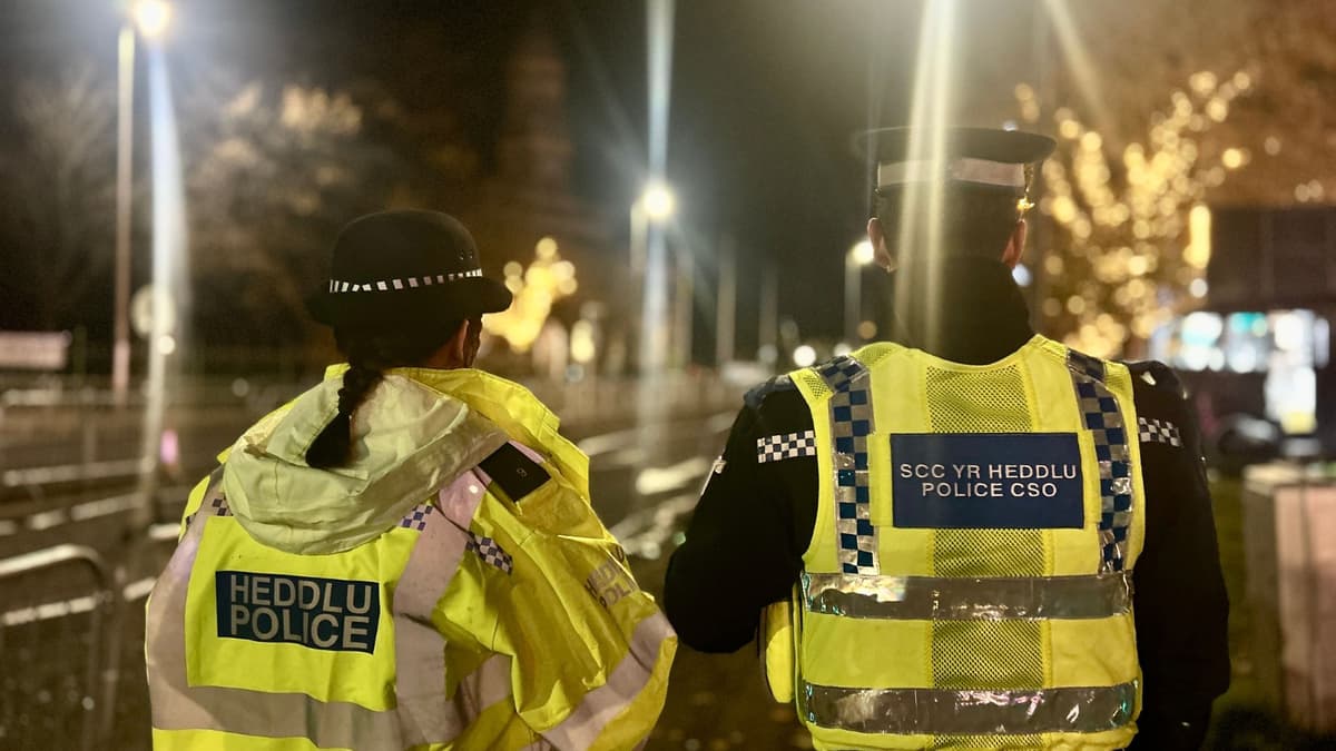 Dyfed-Powys Police engage with Carmarthenshire businesses during Six ...