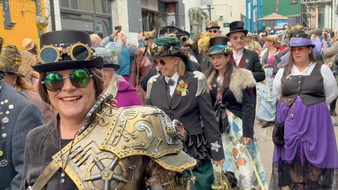 Tenby Steampunk Festival Dazzles with Eccentric Peacock Parade | tenby ...