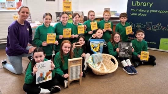 Council’s libraries and schools come together to promote Reading Well ...