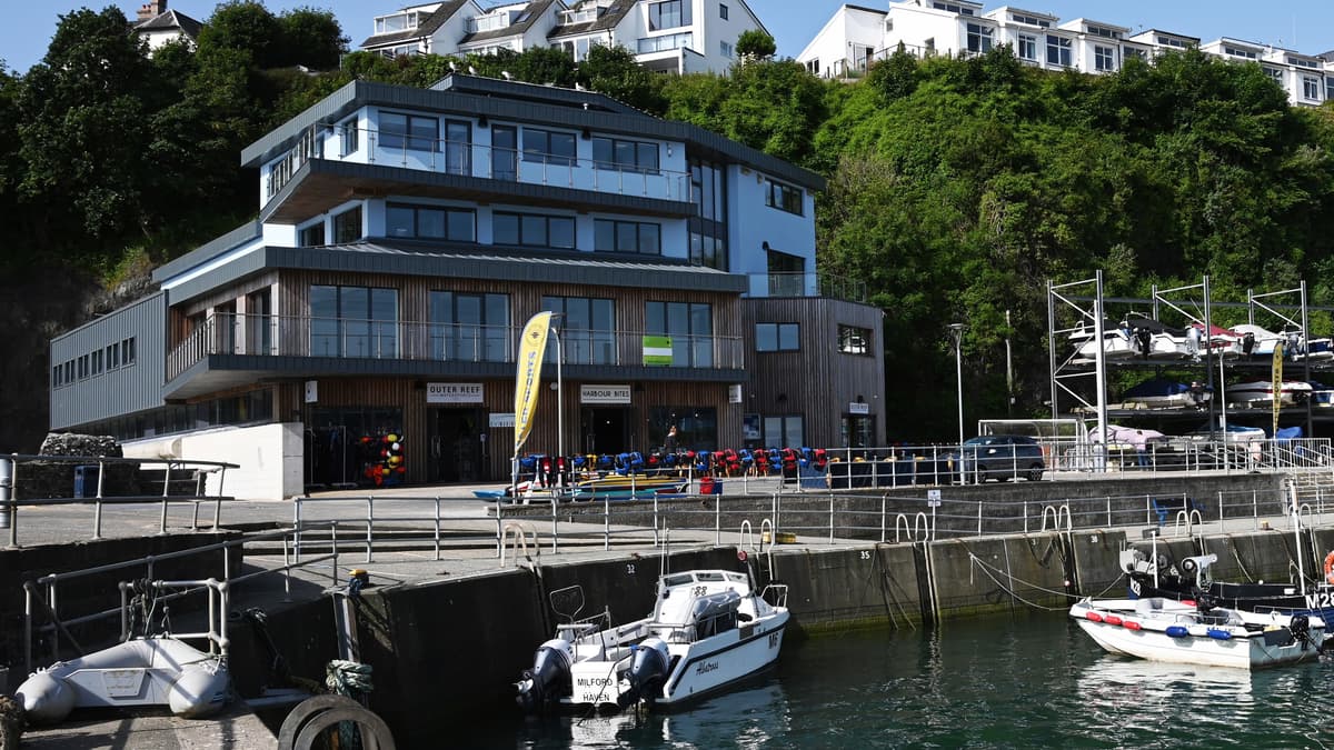 Seafood restaurant for Saundersfoot harbour given green light | tenby ...