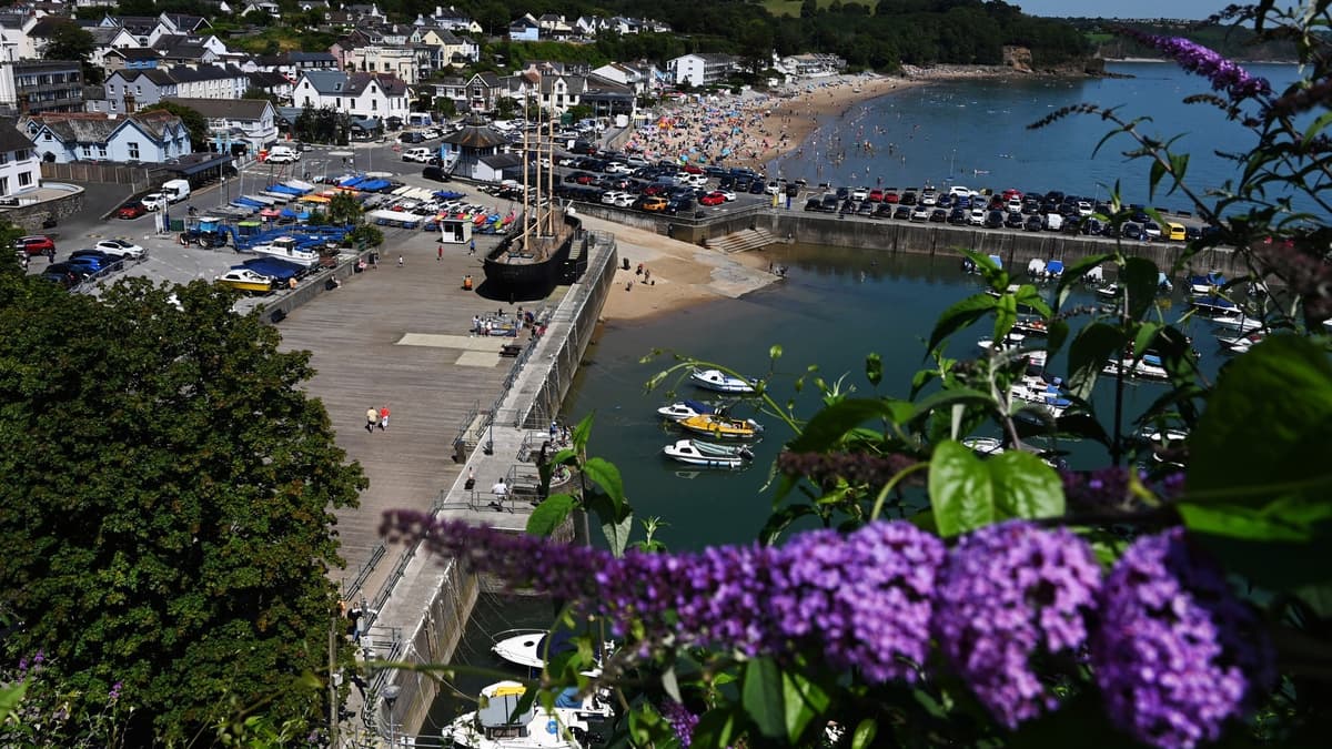 New seafront facility planned for Saundersfoot beachgoers | tenby-today ...