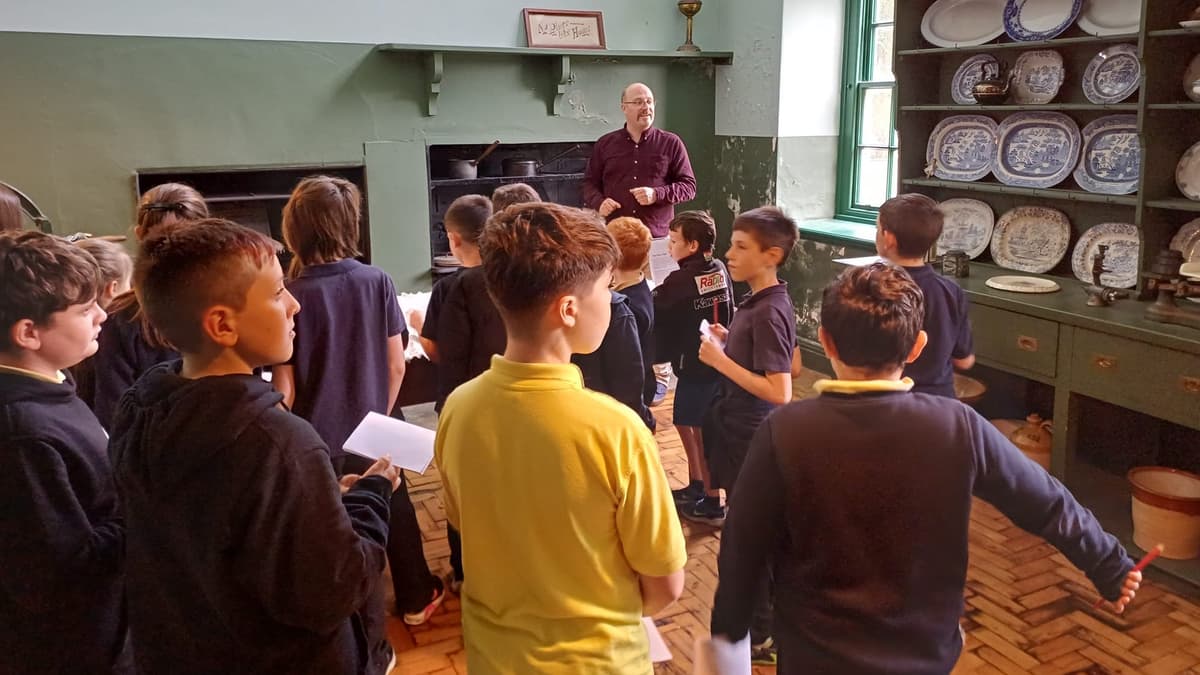 Welsh Museums Festival: Aneirin Karadog's 'History of Hwyl' launches ...