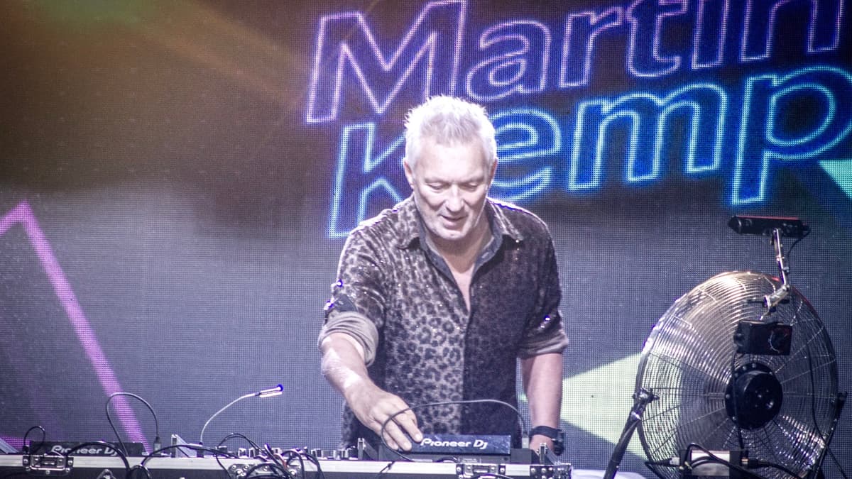 Martin Kemp's 80s DJ night will return to Tenby for 2026 | tenby-today ...